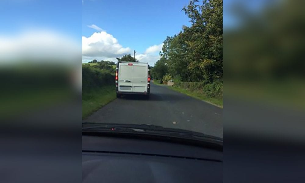 Co Armagh resident’s warning after this van’s peculiar behaviour – Armagh I