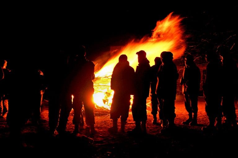 ‘Blazing from dusk to midnight’: A history of Bonfire Night in Armagh ...