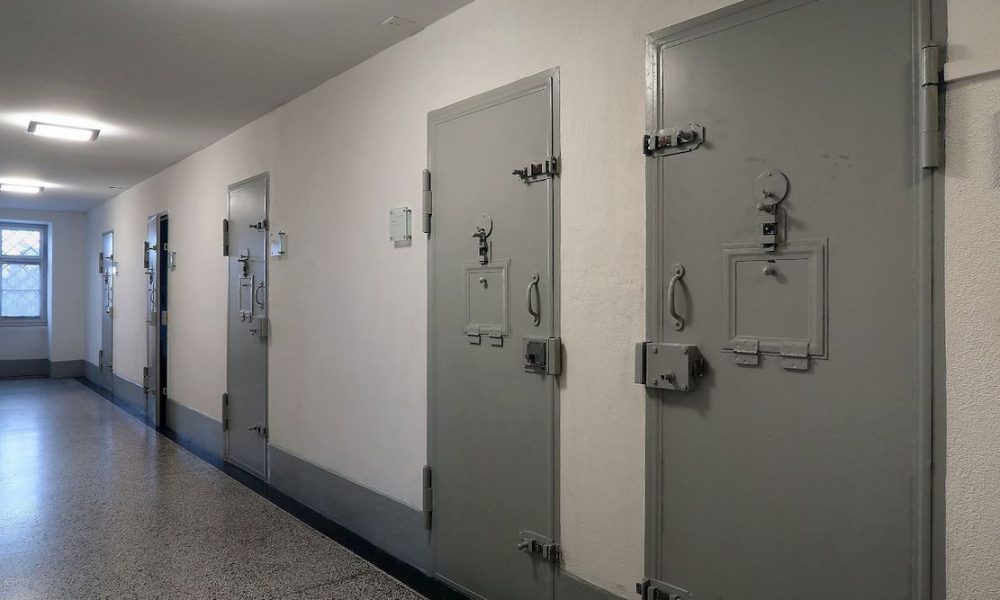 Prison for man who smeared food and drink all over police holding cell ...