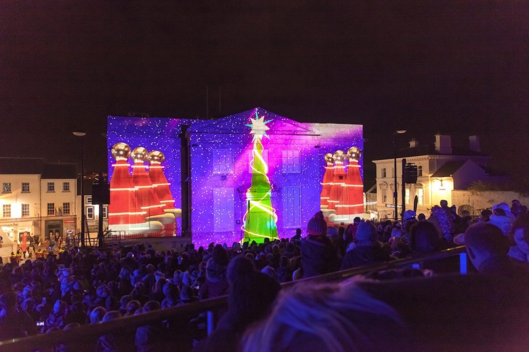 Record numbers as thousands flock to Armagh for Georgian Festival ...